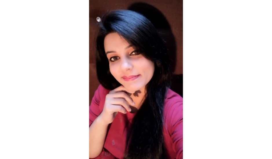 Tanu Grover Unveils Soul-Stirring Hindi Shayari Book: "DIL-E-DAASTAAN ...